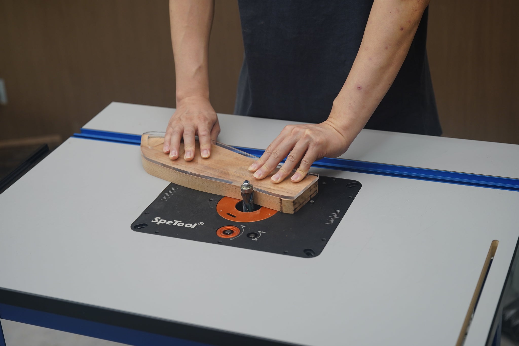 5 Tips for Router Lift Maintenance | Longevity & Precision